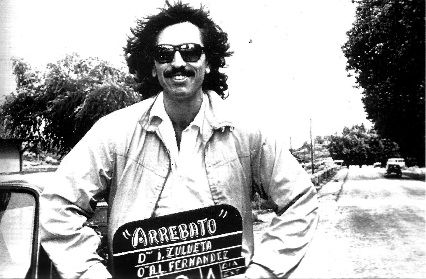 LA CARA B DE ZULUETA - (S8)
