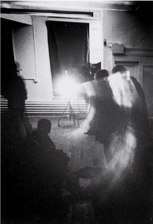 ANTHONY MCCALL SOBRE LINE DESCRIBING A CONE - (S8)